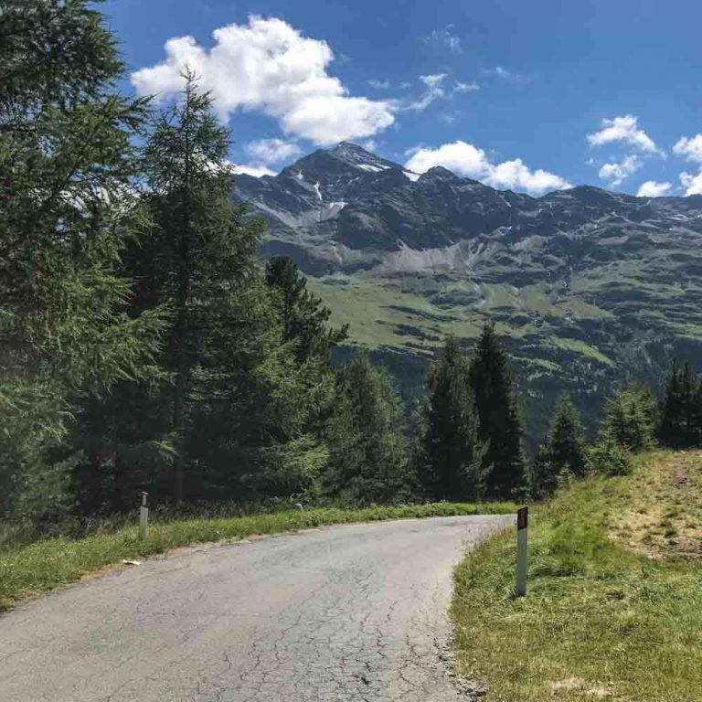 Cycling the Gavia-Mortirolo Pass loop, Italy: GPX, map & tips