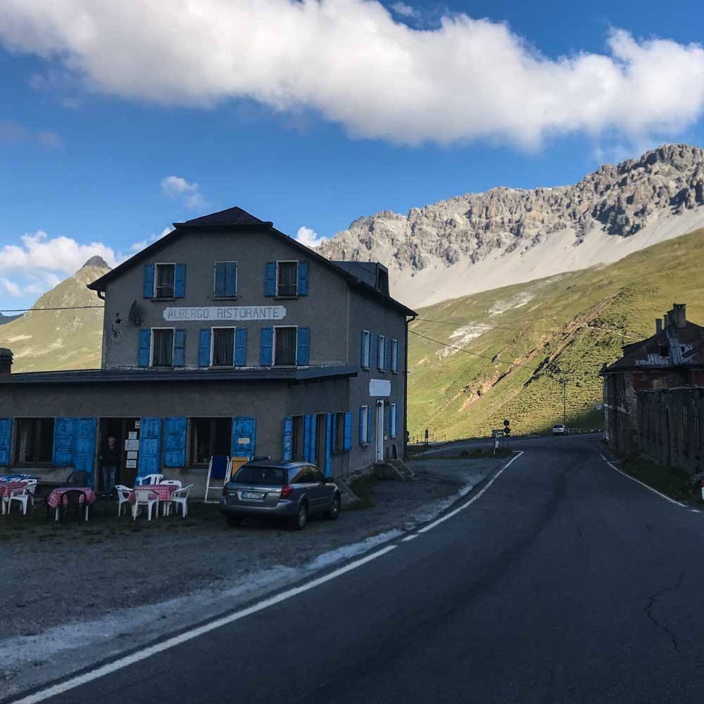 Cycling the Stelvio-Umbrail Pass loop, Italian Alps: GPX, map & tips