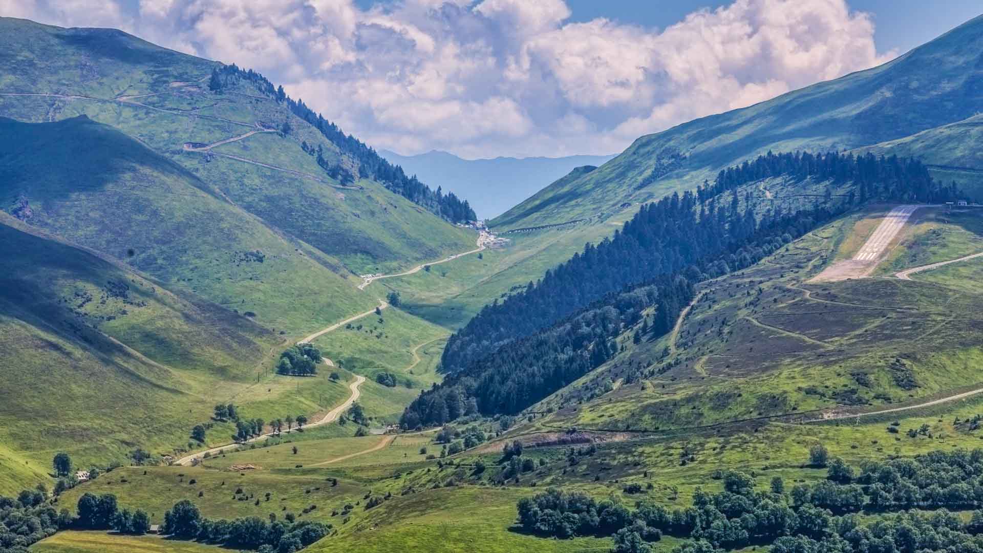 Guide to cycling Bagnères de Luchon (+Col de Peyresourde), Pyrenees